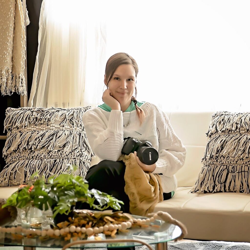 Helpful Canon DSLR Camera Tips! - Setting your white balance with a ...